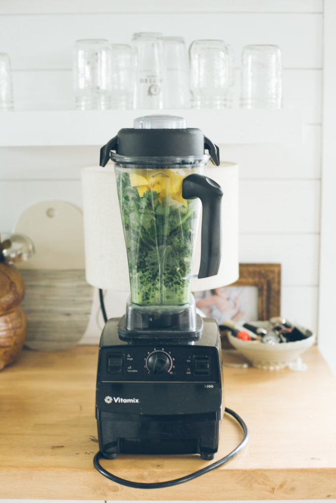 An Everyday Kale Drink to Try | Go Eat Your Bread With Joy